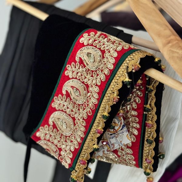 Shop Persian Fashion Online for Women | Lenalia