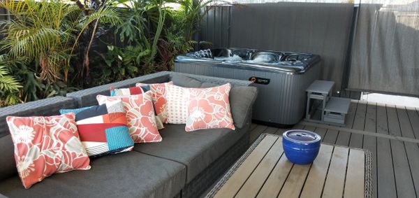 Portable Spas - Mega Spa