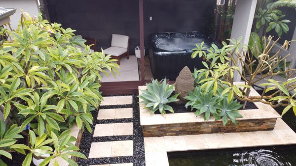 Portable Spas - Mega Spa