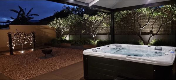 Portable Spas - Mega Spa