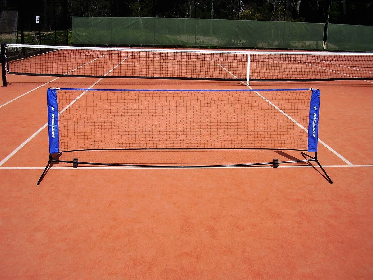 HOT SHOTS STYLE PORTABLE MINI TENNIS NET & FRAME (3M WIDE)