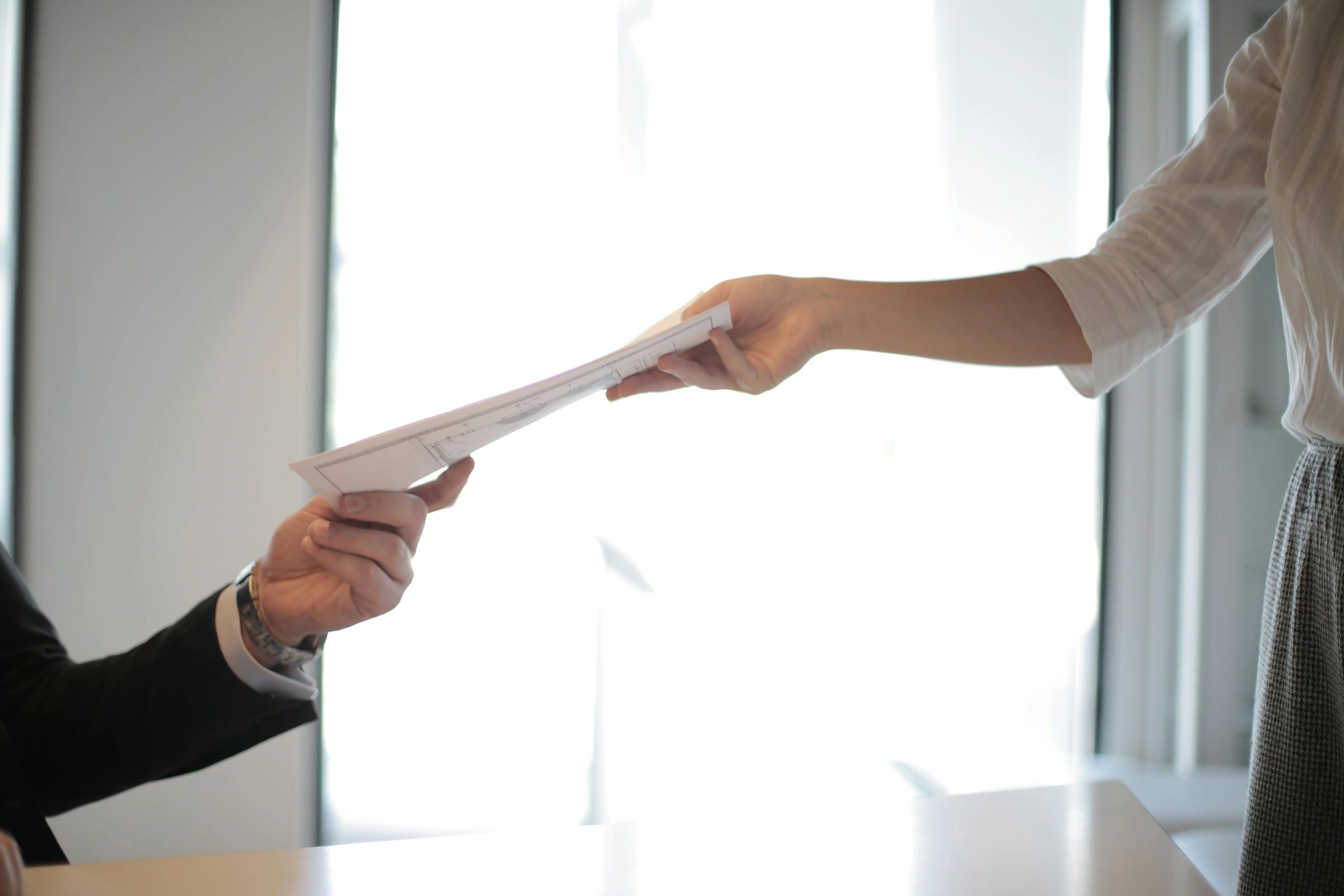 What is a Status Certificate for Condos in Ontario? Buyer’s Guide