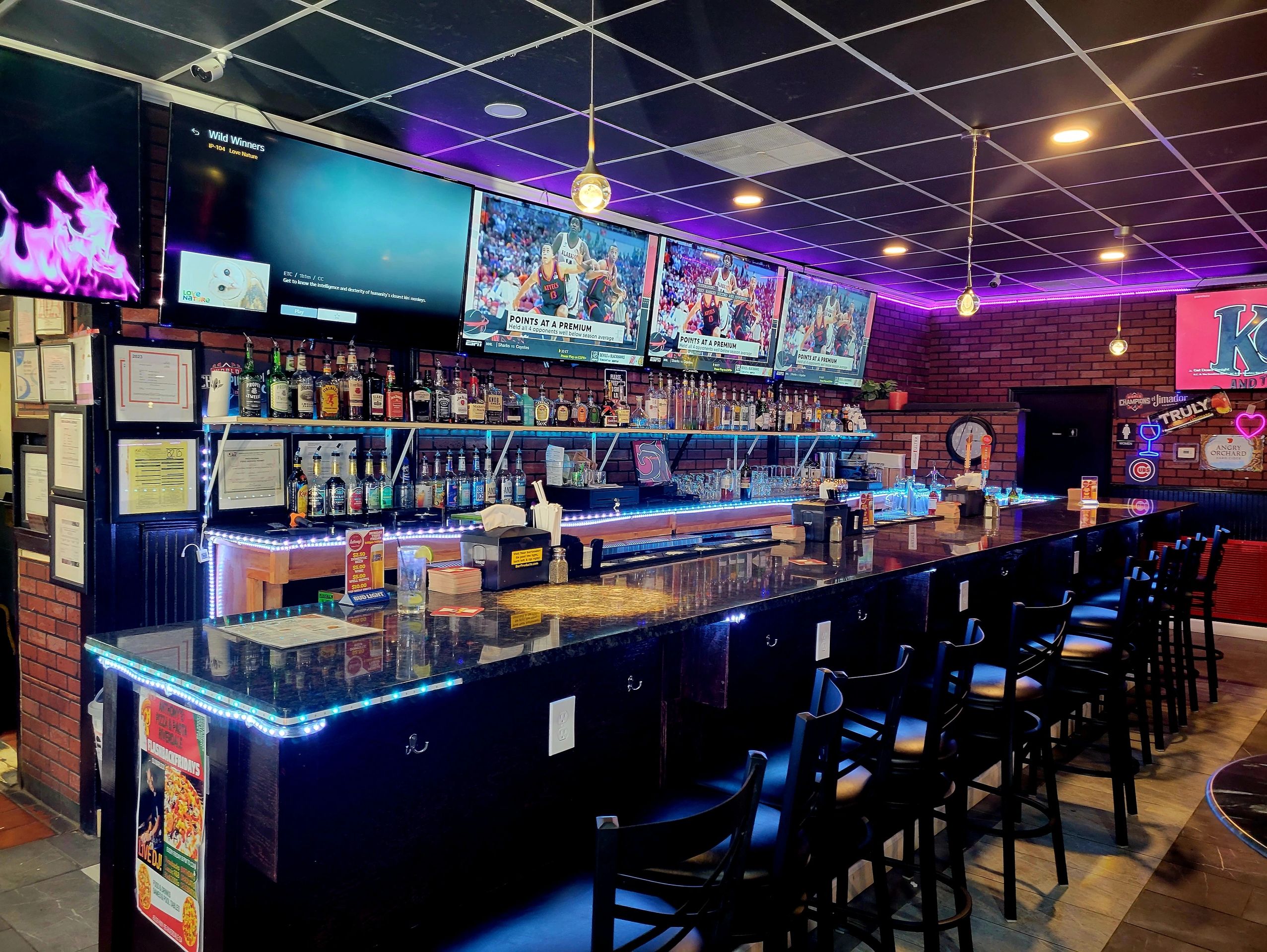 Anthony's Pizza & Pasta - Hamburger, Chicken Wings, Pizza and Pasta