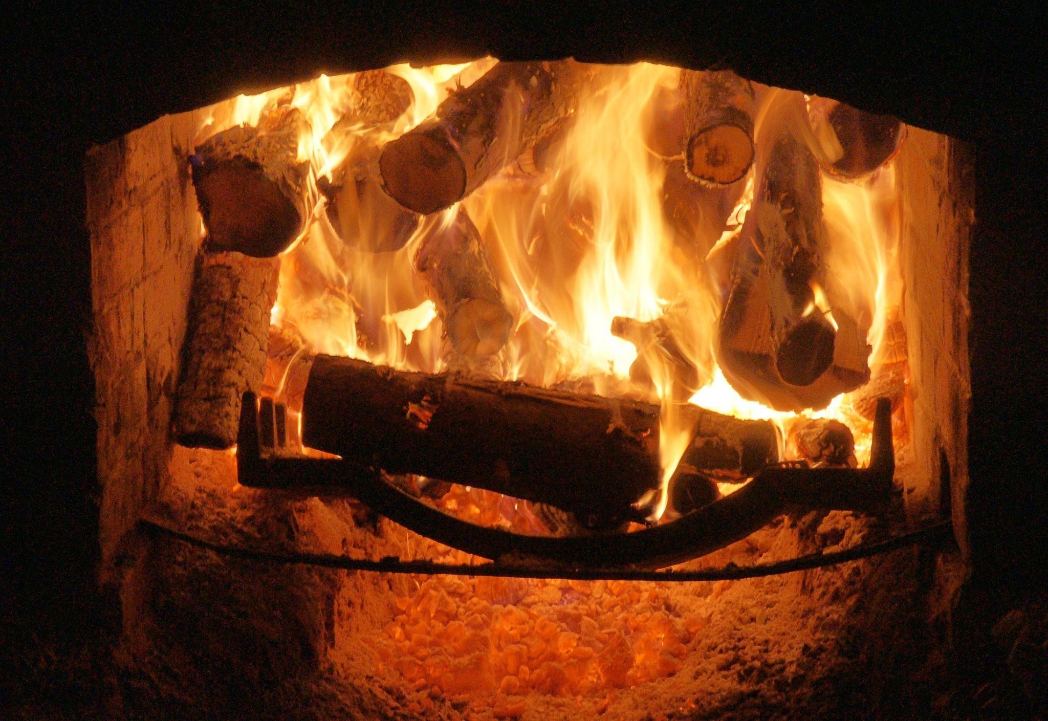 The Building of a Medieval Updraft Kiln