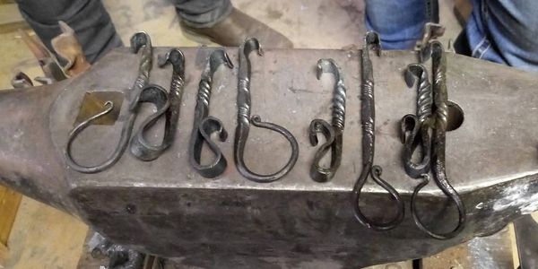 Volundr Forge - Classes, Blacksmithing, Classes, Bladesmithing ...