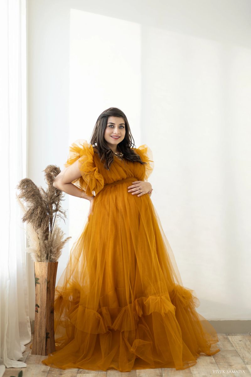 Mommy Mirage: Rent Gowns for Maternity Photography