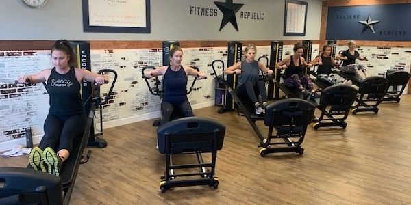 fitnessrepublicvero.com