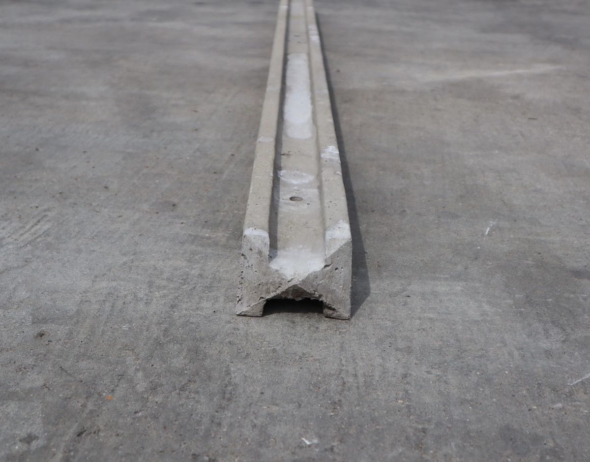 3m concrete slotted posts