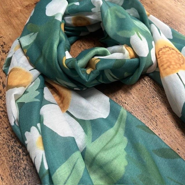 Premium Daisy Print Scarf - Green