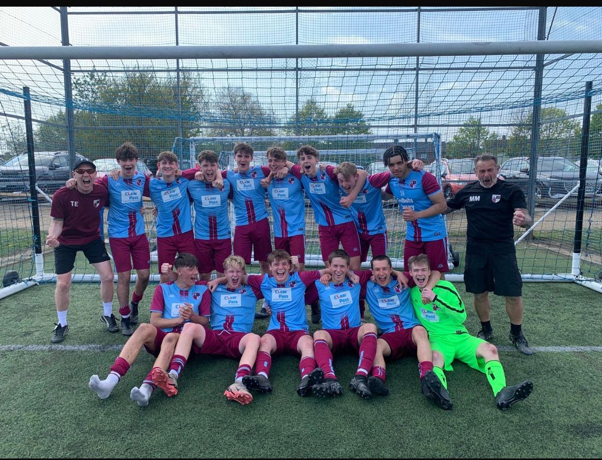 Rowhedge Juniors FC - Football Club - Rowhedge, England