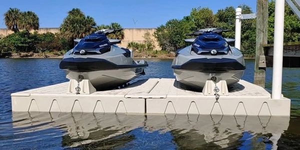 Maui Docks - Jet Ski Dock, Pwc Dock, Boat Lift