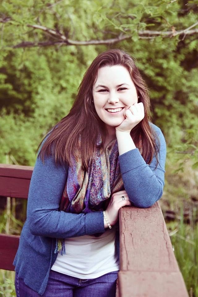 About | Anna Bone, Violin