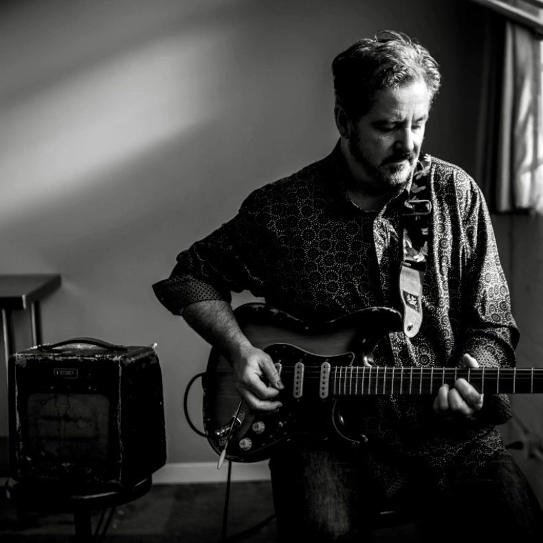 Tracy Jones - Musician, Music Downloads, Recording Artist