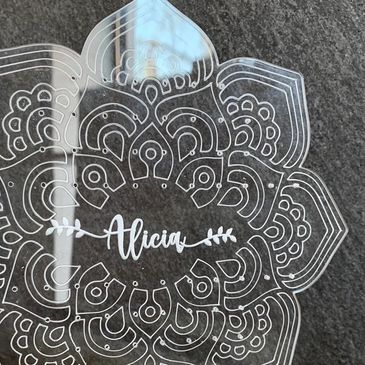 Corte Laser en Madera, Acrílico, Papel Y Tela - Tablish