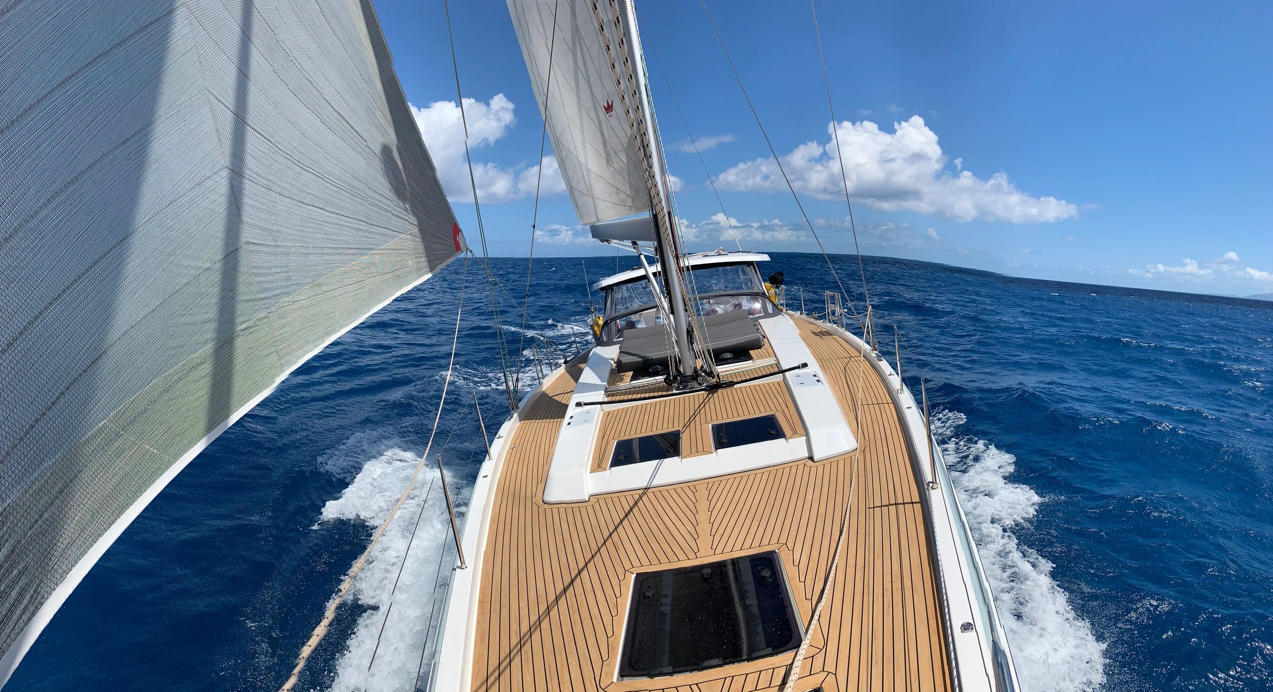 Sailing Newport New England - Odyssea Charters