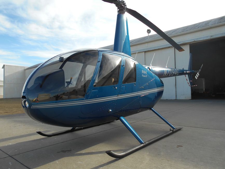 Robinson R44 R II 2017 | Interstate Helicopters Inc.