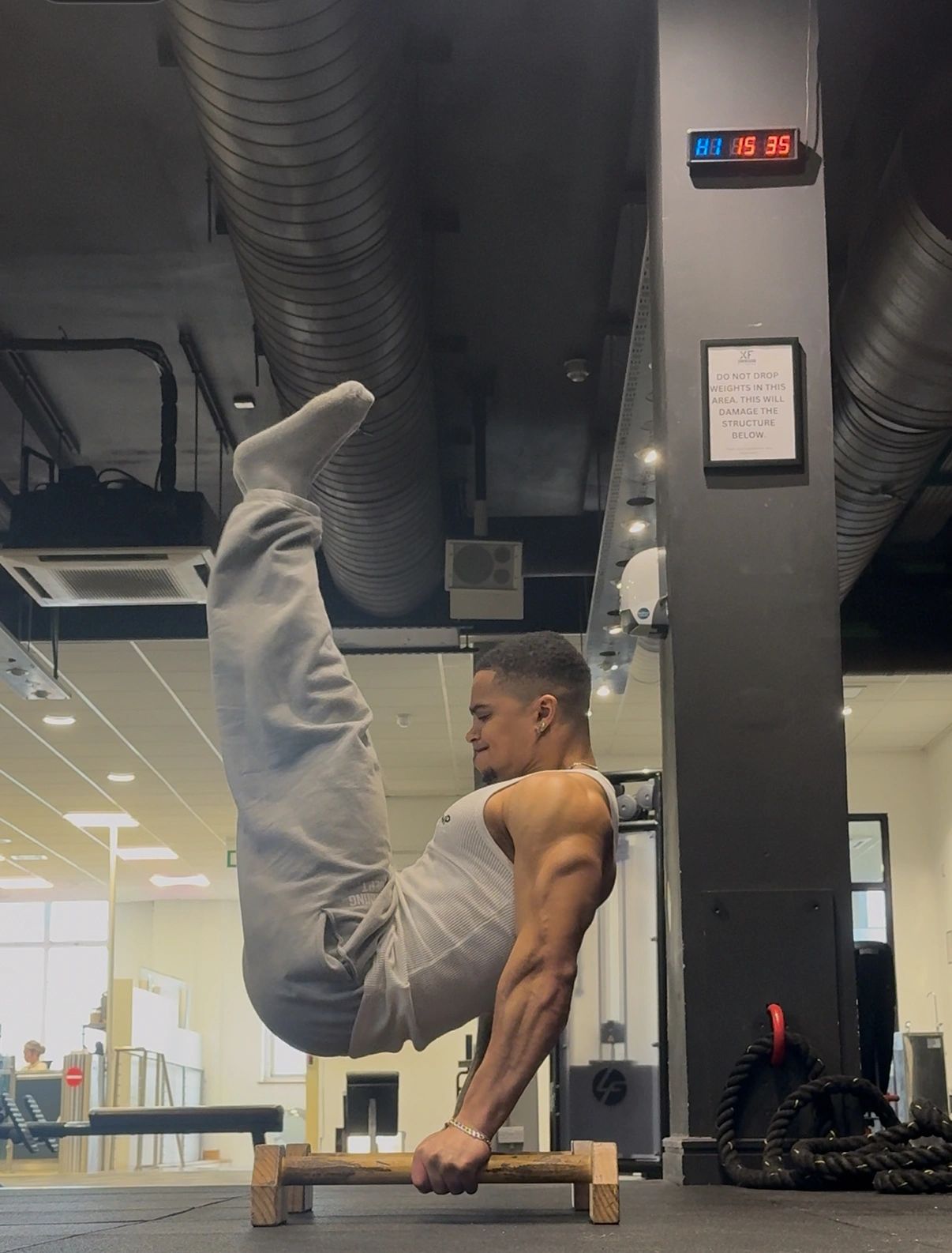 How to Start Training Calisthenics: Build the Foundation