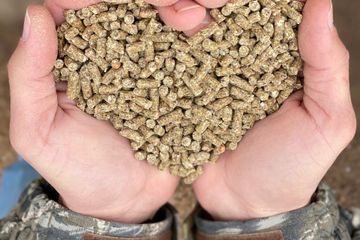 Double Down Deer Feed | Hicks Farm & Ranch