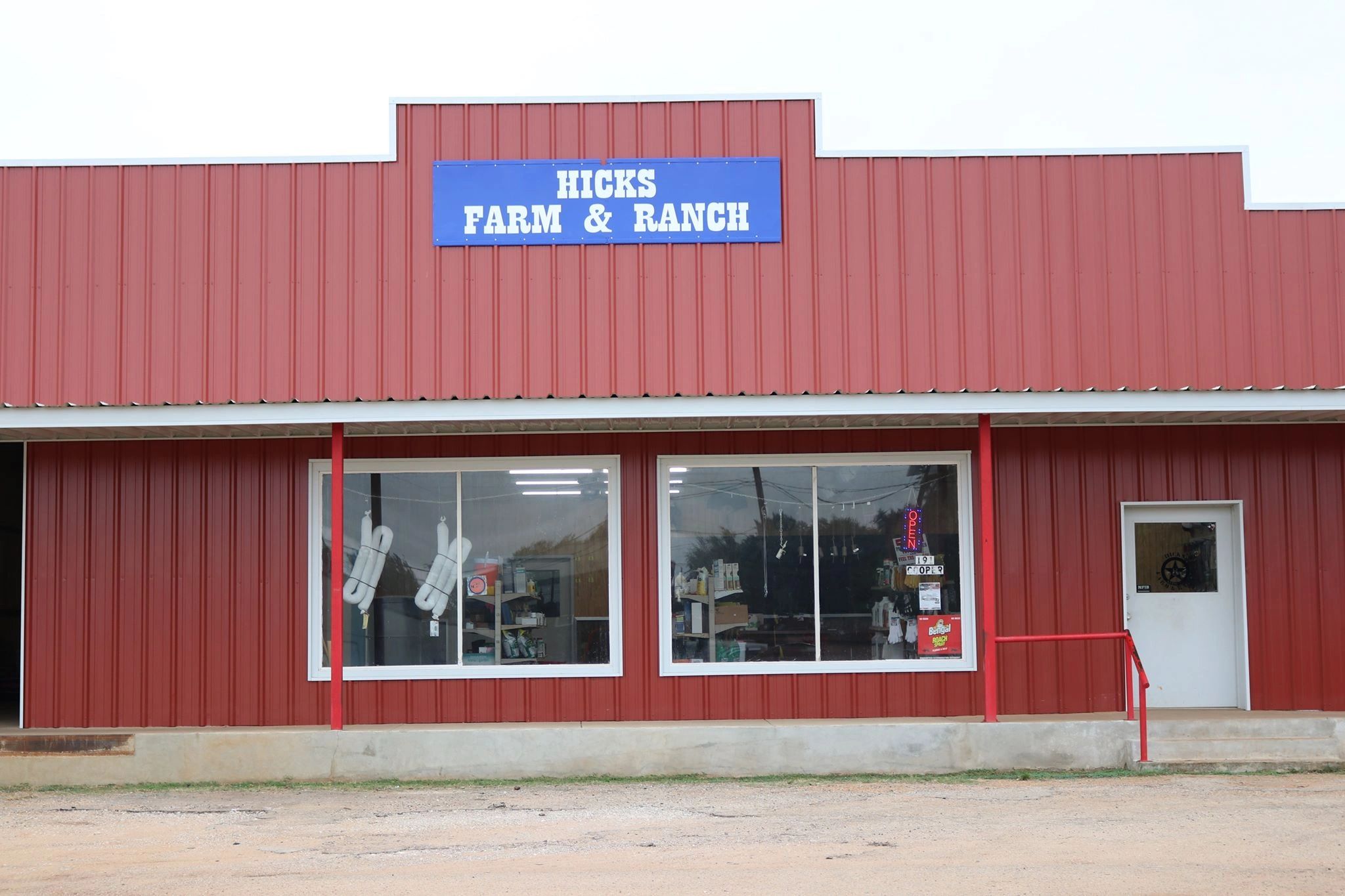 Hicks Cattle Company | Hicks Farm & Ranch
