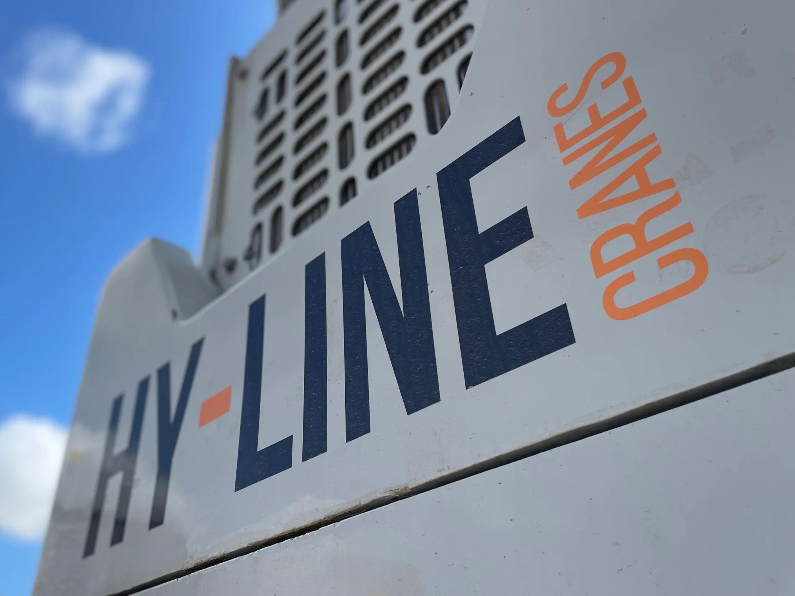 HY-LINE CRANES - Crane Service
