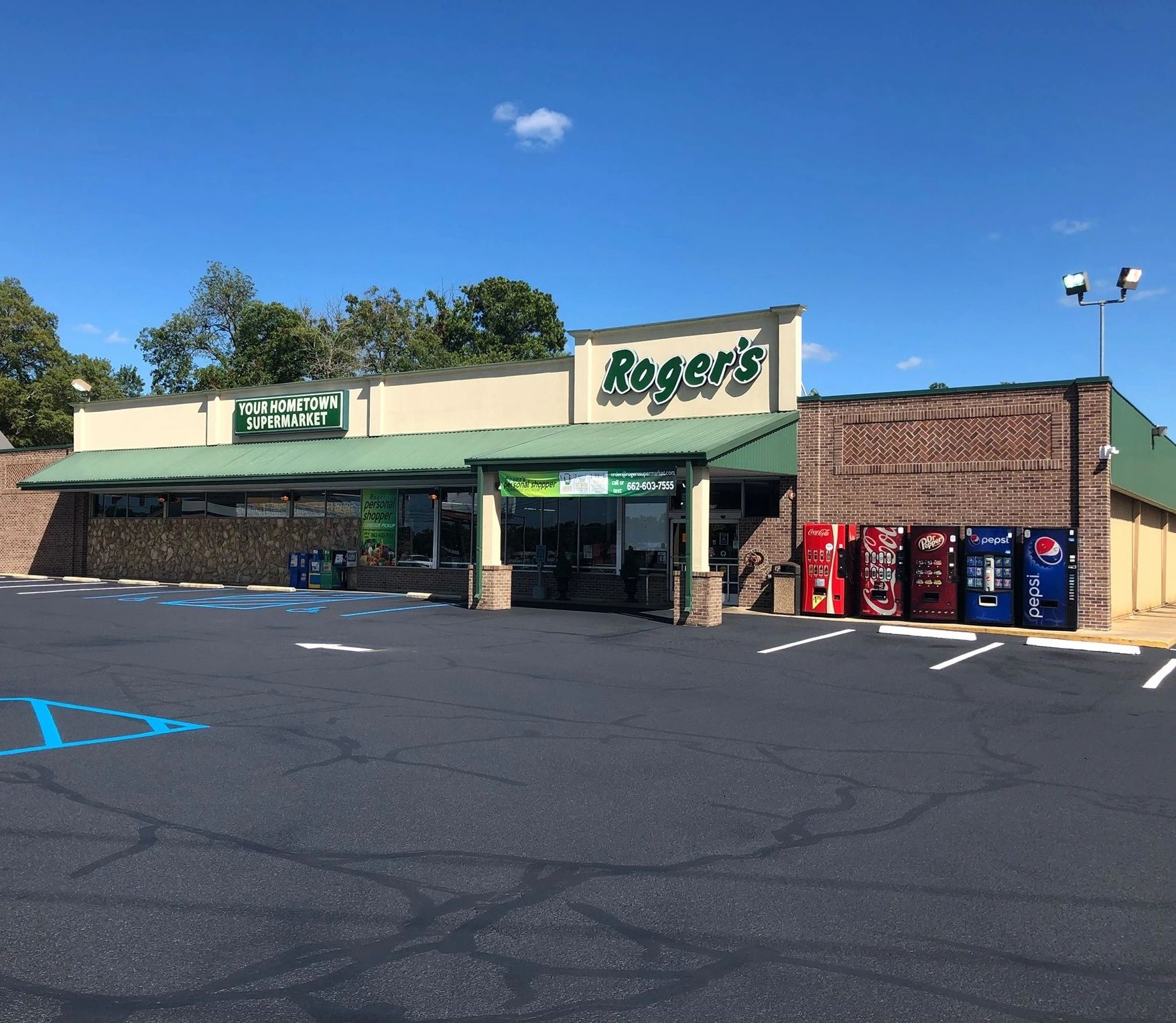 Roger's Supermarket - Grocery Store - Corinth, Mississippi