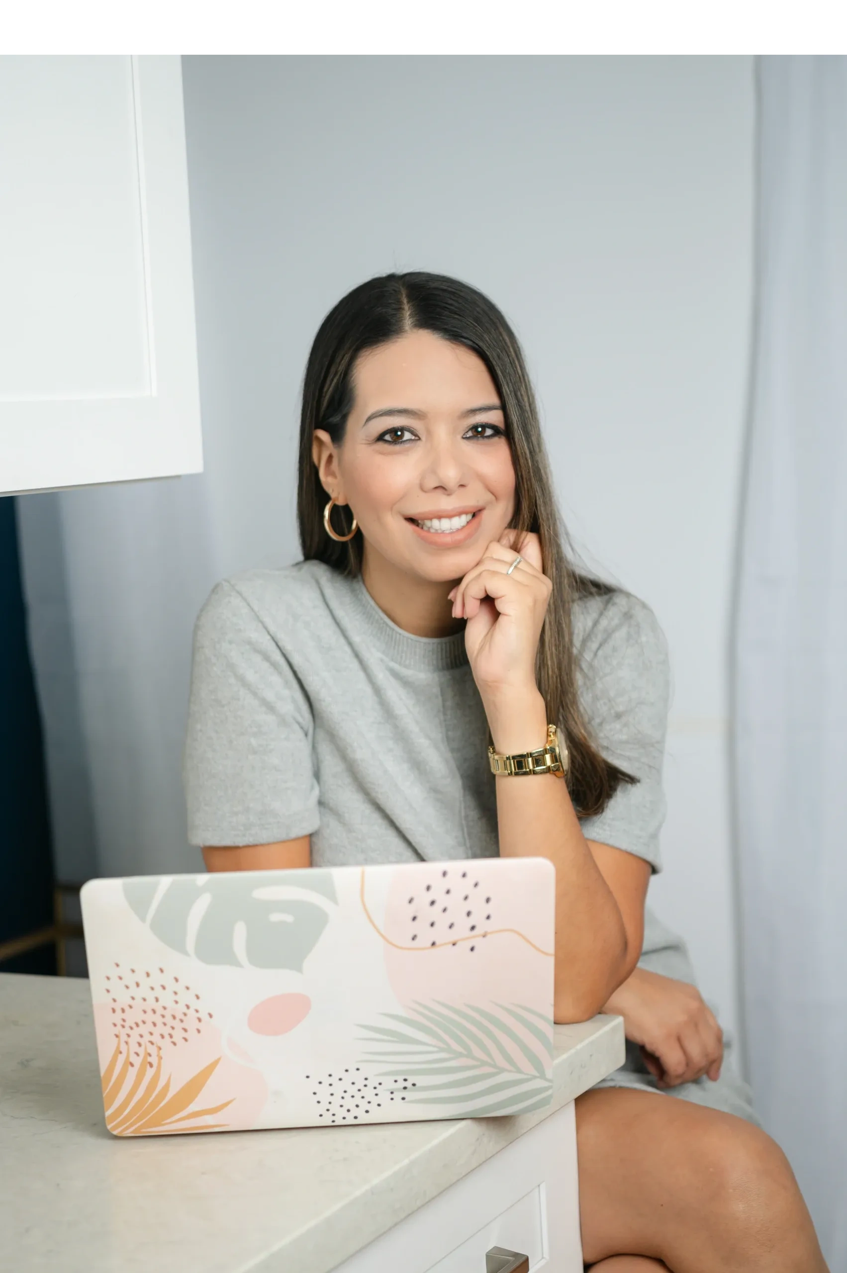 LATINA LIFE COACH