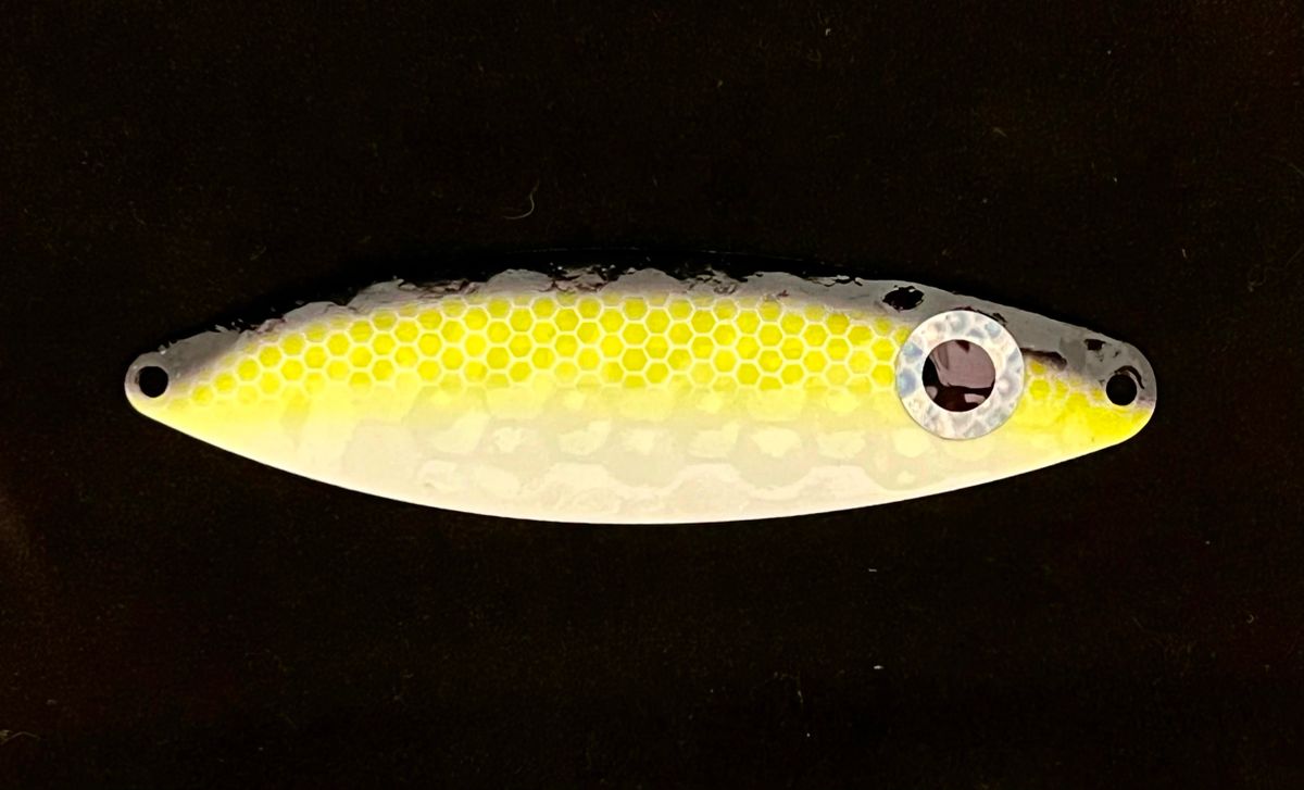 376 Glow Chartreuse Smelt