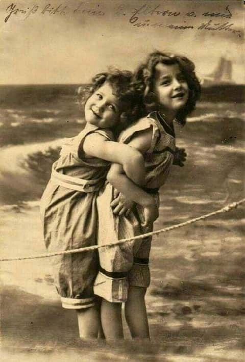 Banowetz Antiques - Antiques, Antiques, Collectibles, Furniture