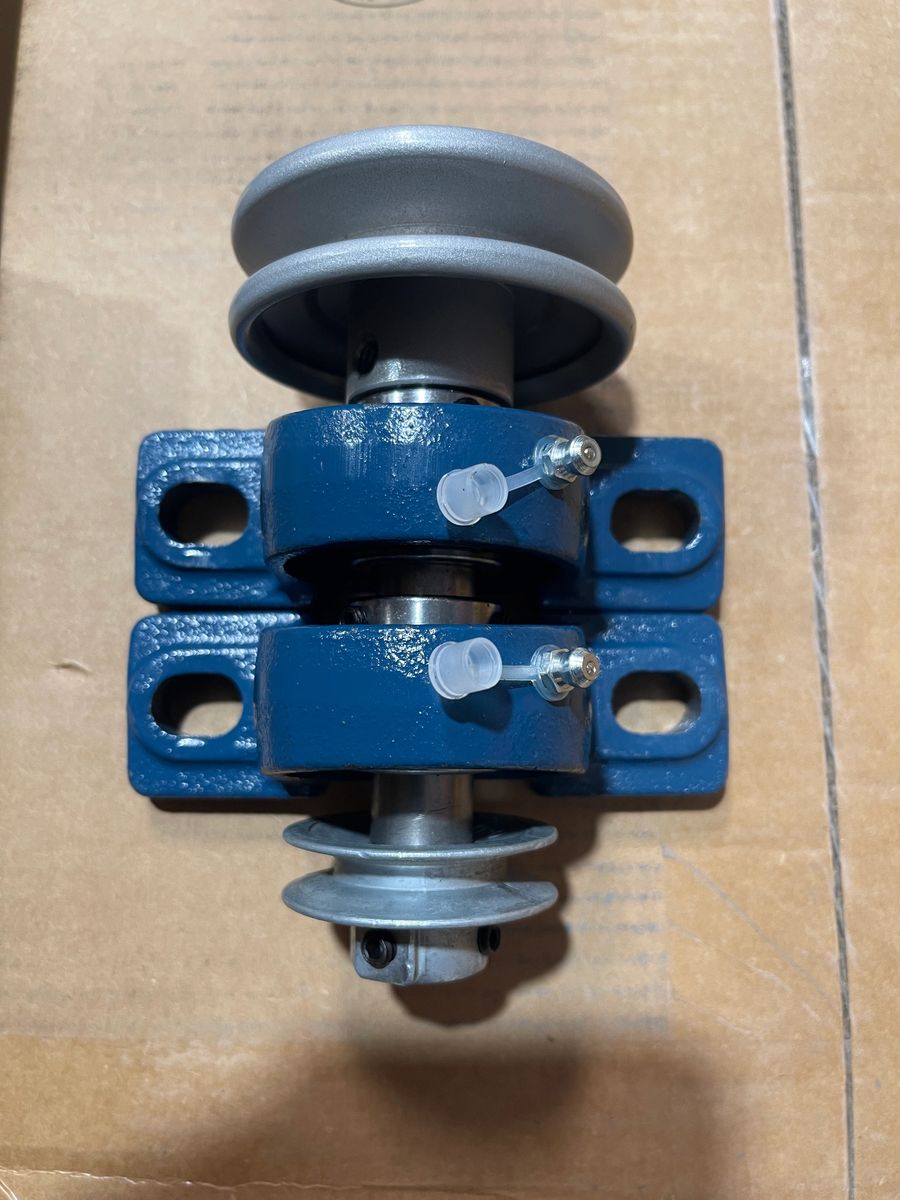 Turf Equimpment USA Jackshaft Bearing Assembly with both Pulley ...