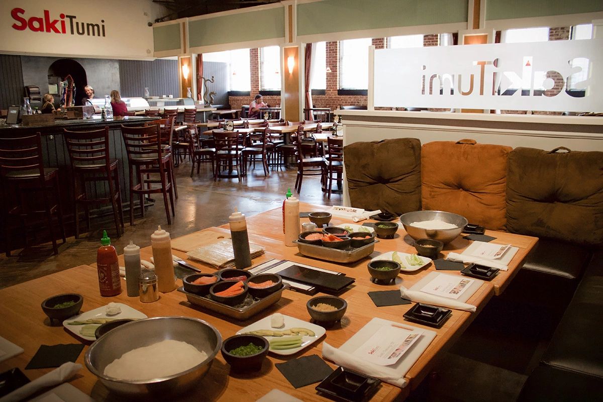 SakiTumi Grill & Sushi Bar - Restaurant, Sushi, Best Restaurants