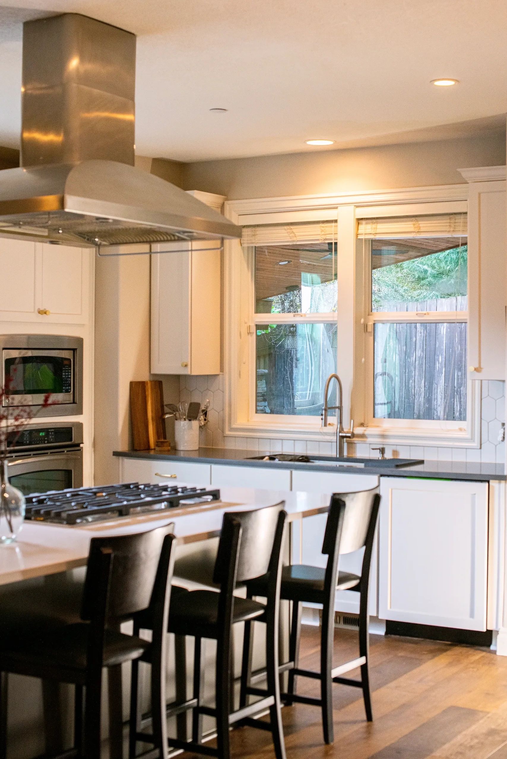 Executive Fine Finish - Kitchen Cabinet Refinishing - Helping People ...