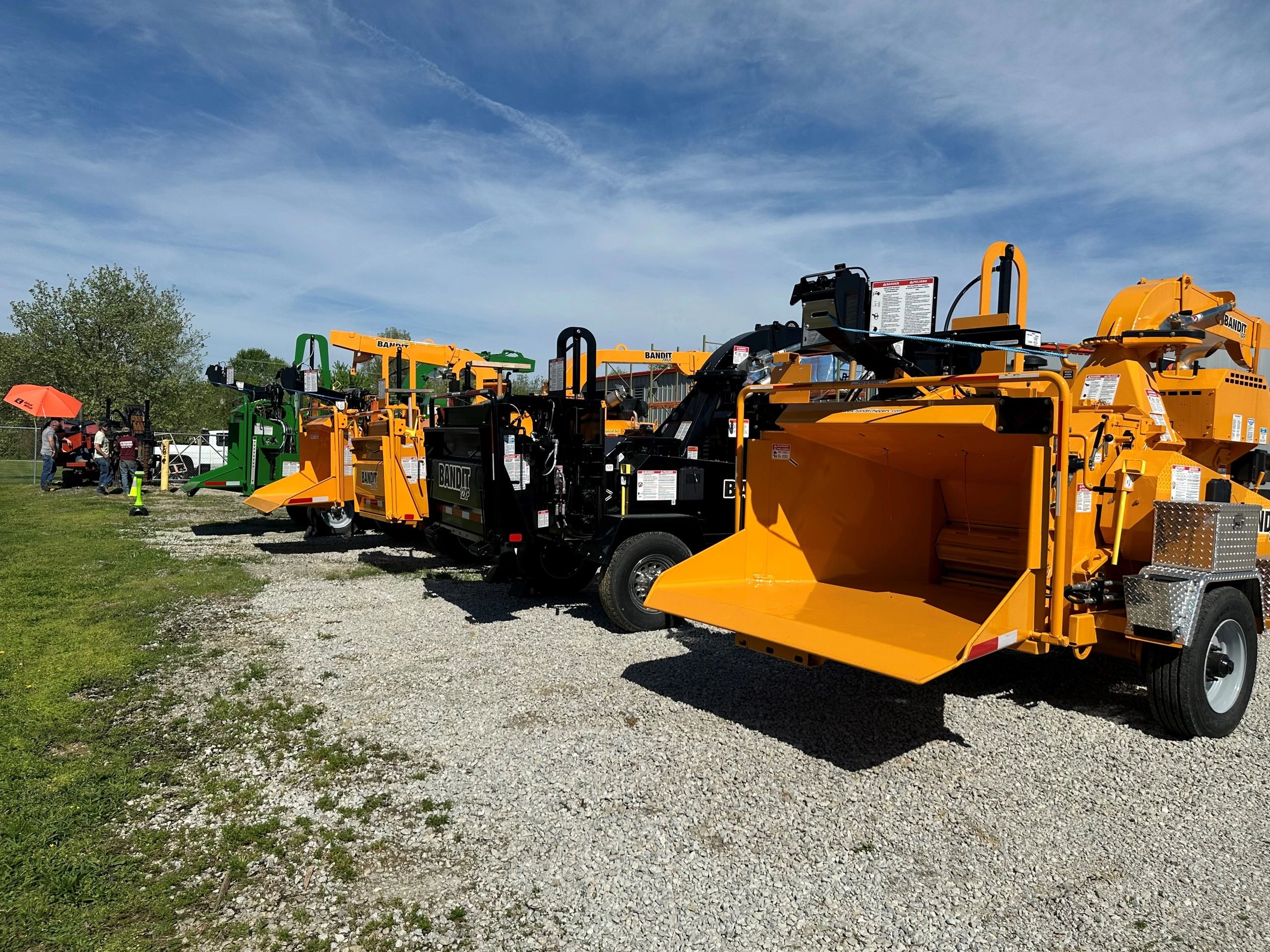 EarthworX Equipment - Bandit Wood Chipper, Compact Excavator, Bandit ...