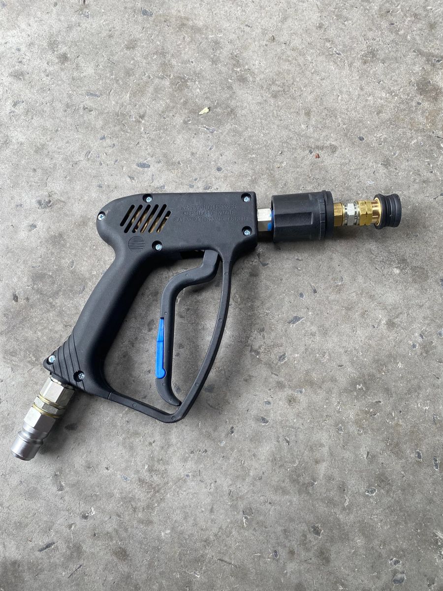 Mini lance with flow control valve