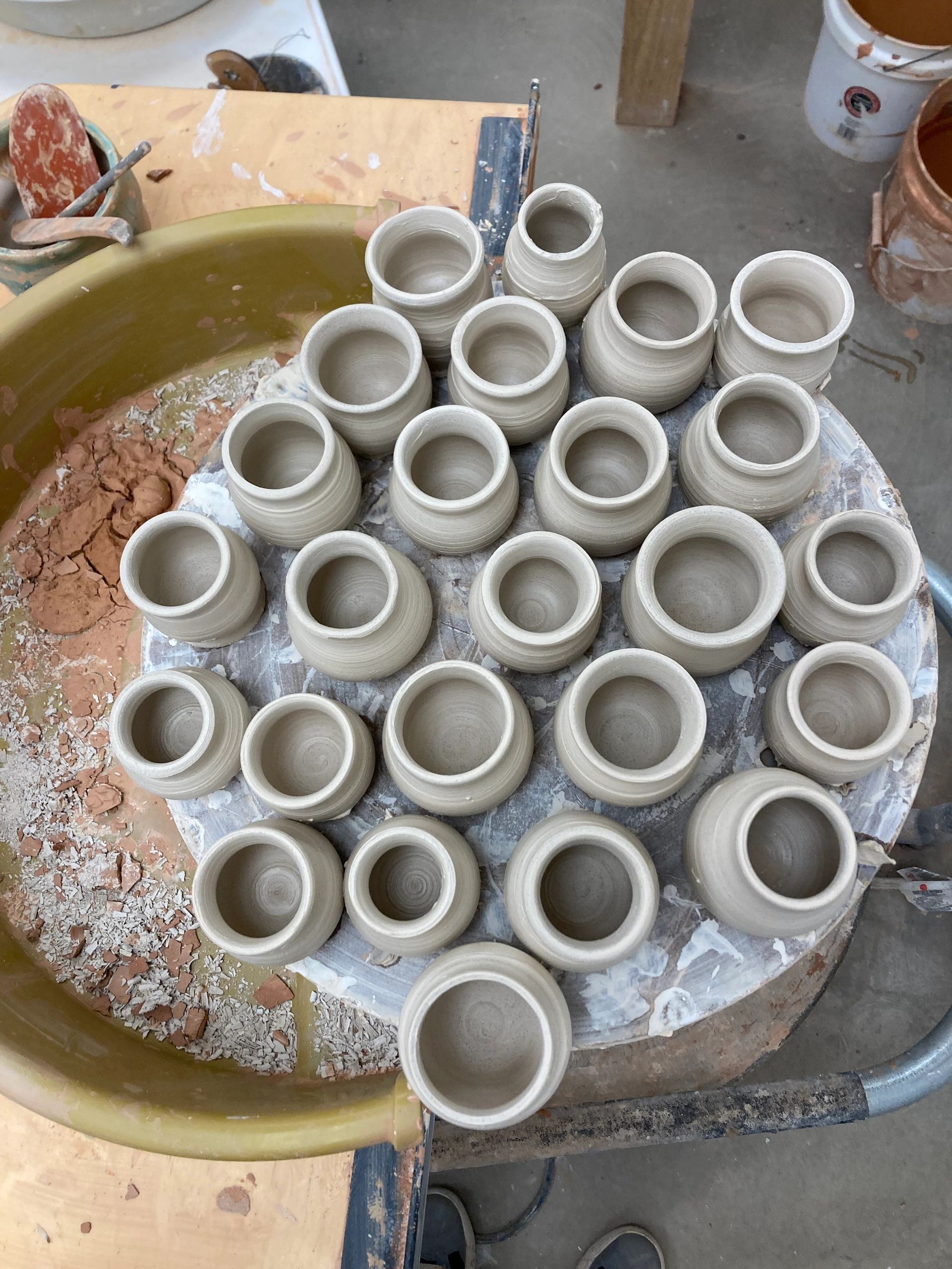 Earth in Art Pottery - Pottery Studio, Wheel Throwing Pottery Classes ...