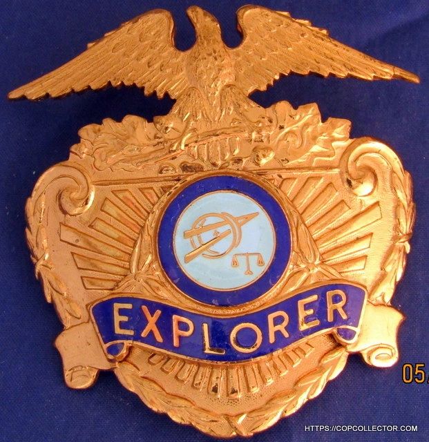 AZUSA, CALIFORNIA POLICE EXPLORER CAP BADGE
