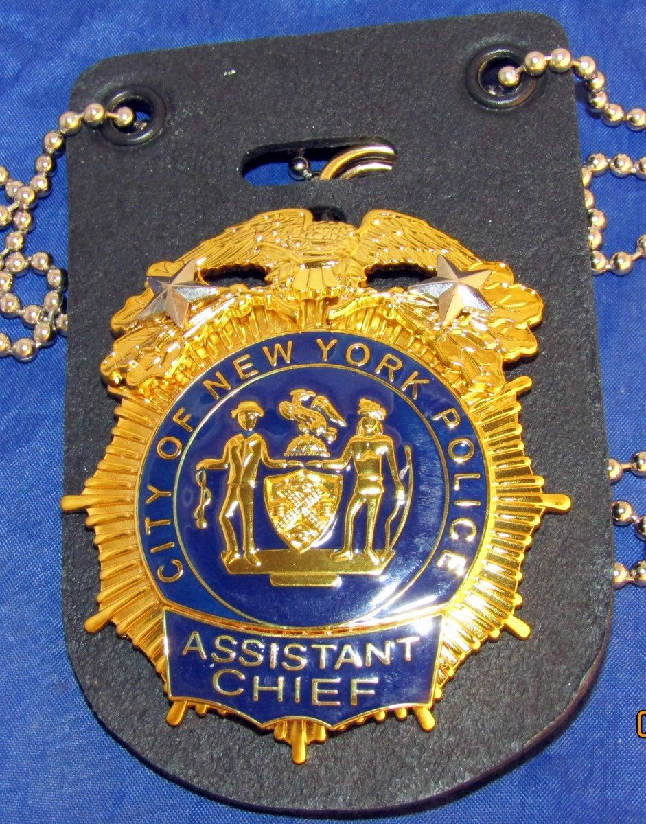 NYPD ASSISTANT CHIEF (PROP BADGE) IN BELT CLIP/NECK HOLDER WITH CHAIN