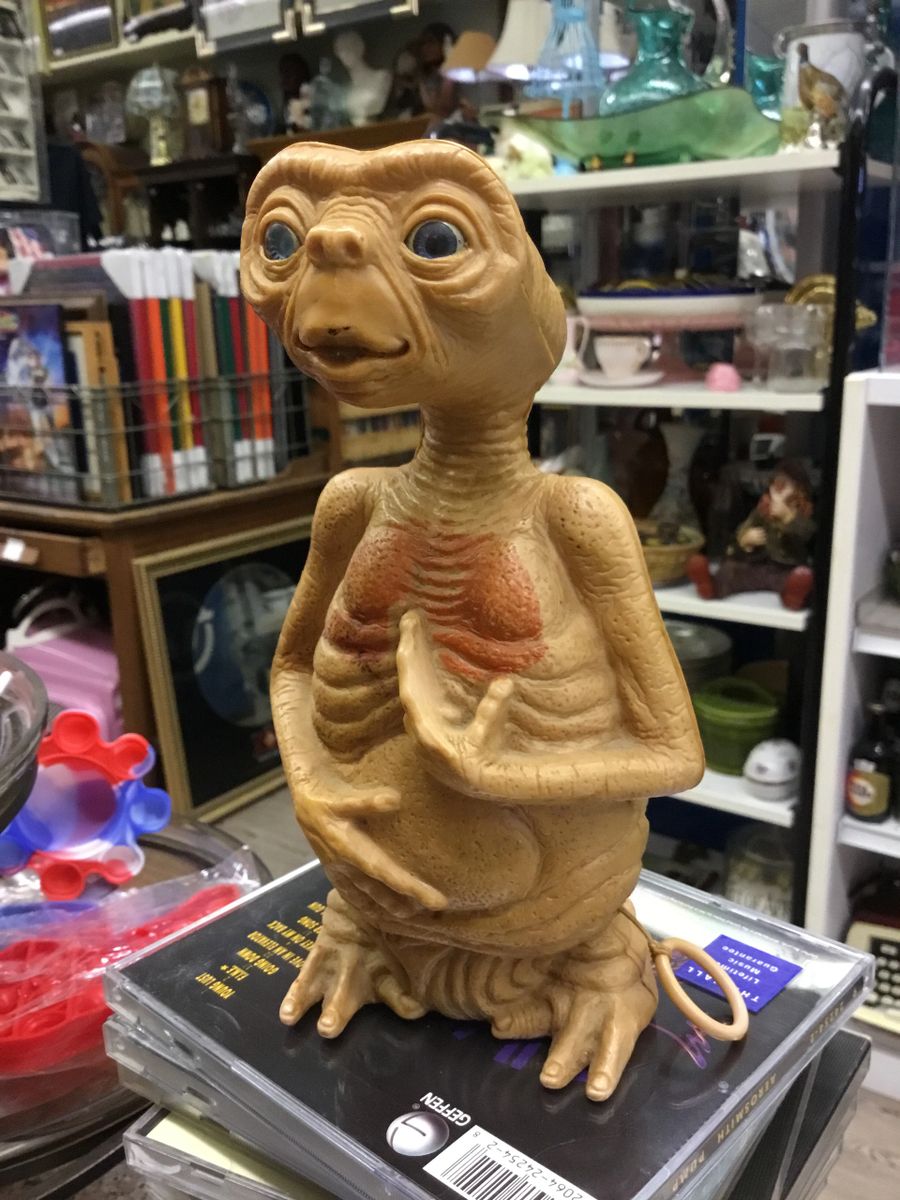 .E.T. Figure with pull string sound. As is