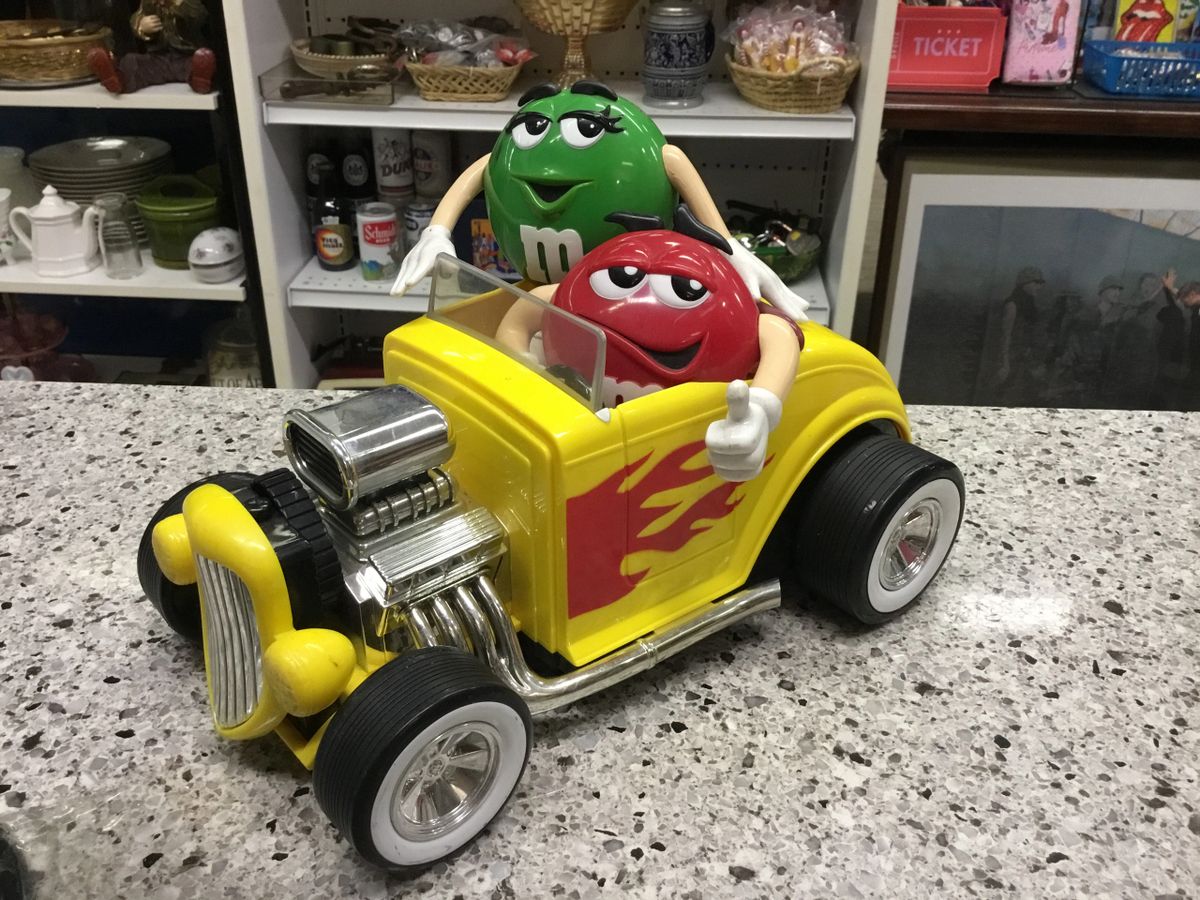 .M&M Hot rod candy dispenser, large
