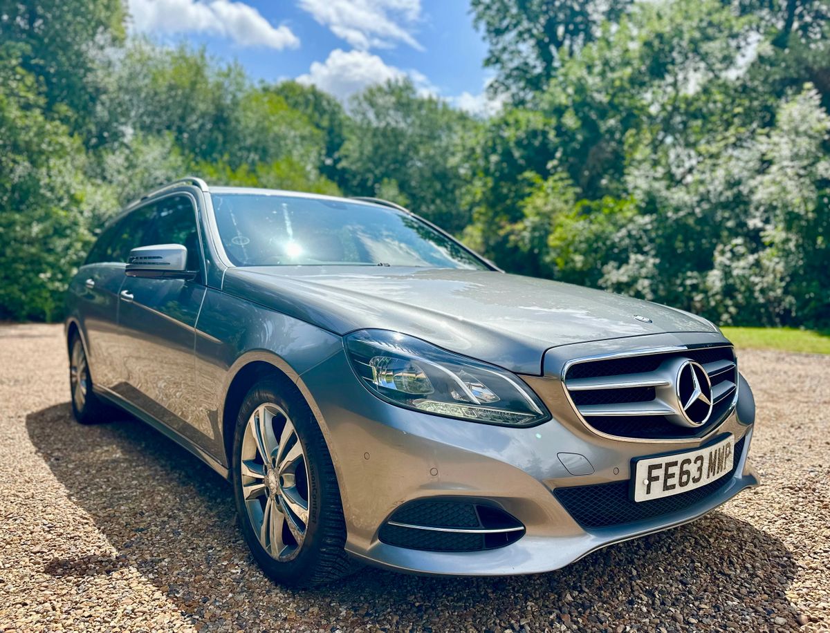 MERCEDES-BENZ E300 SE ESTATE DIESEL/HYBRID AUTOMATIC - SOLD