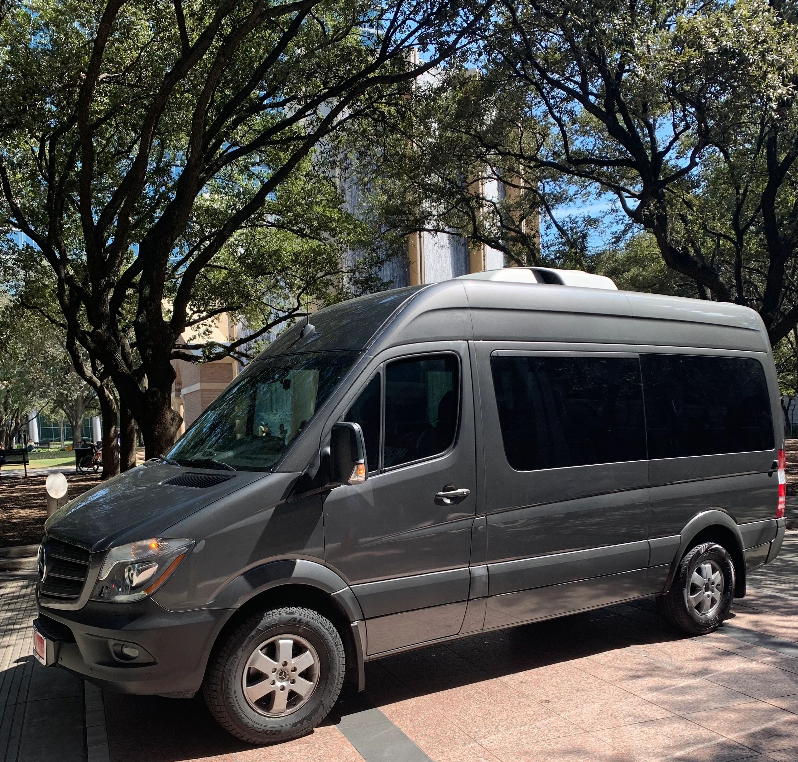 Sprinter Magic - Transportation Service, Party Bus, Airport Transfer