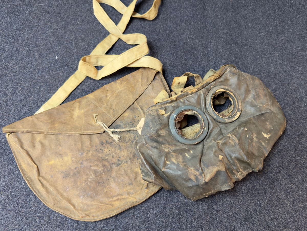 Original French M2 Gas Mask