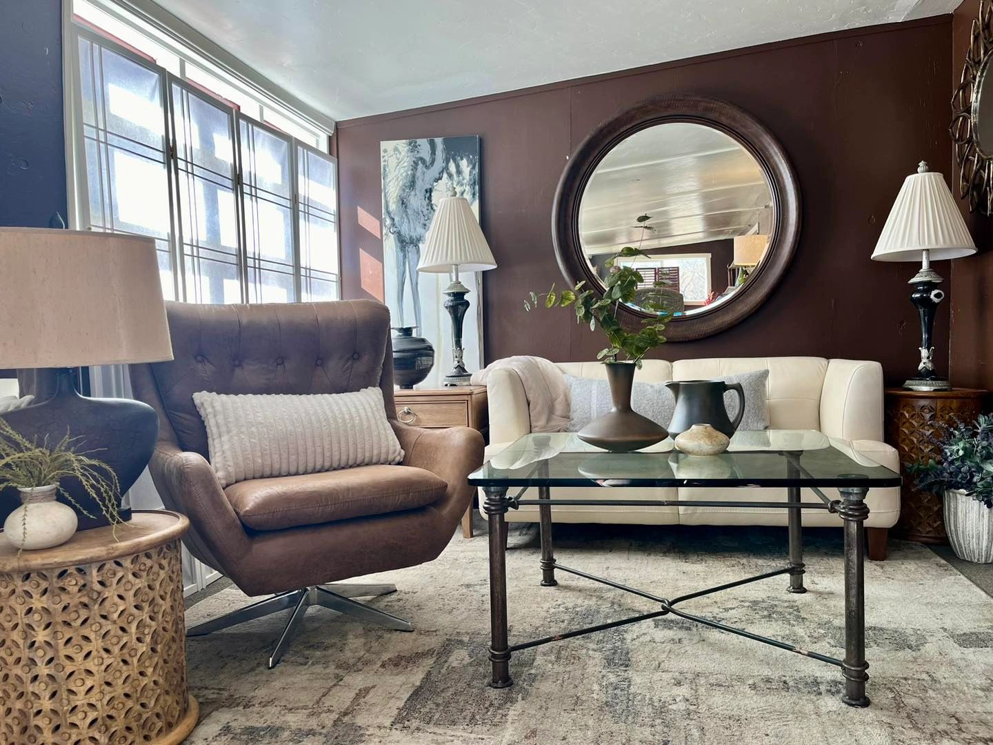 Three Sisters Consignment - High-End Consignment, Home Decor