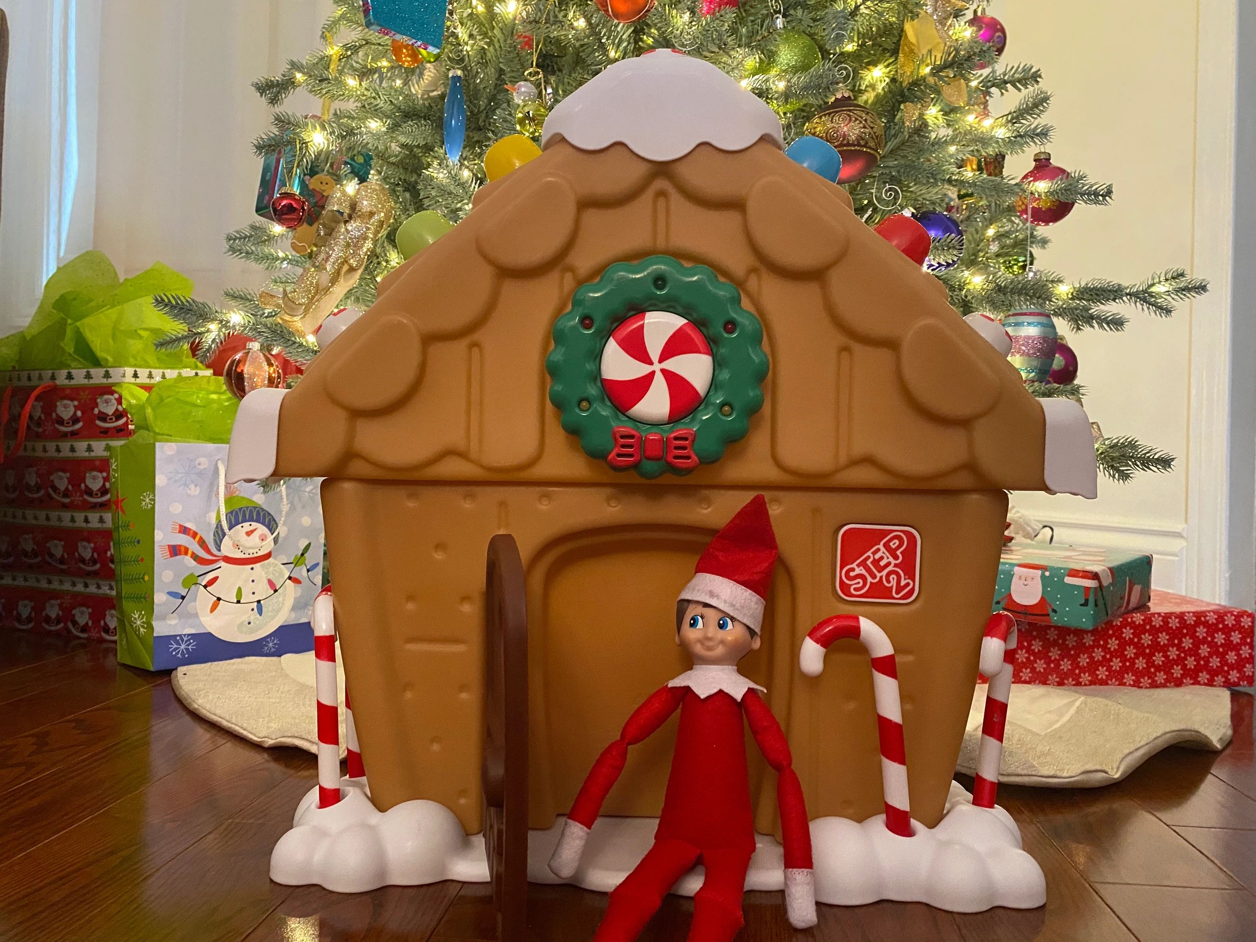 Teaching Prepositions with Elf on the Shelf