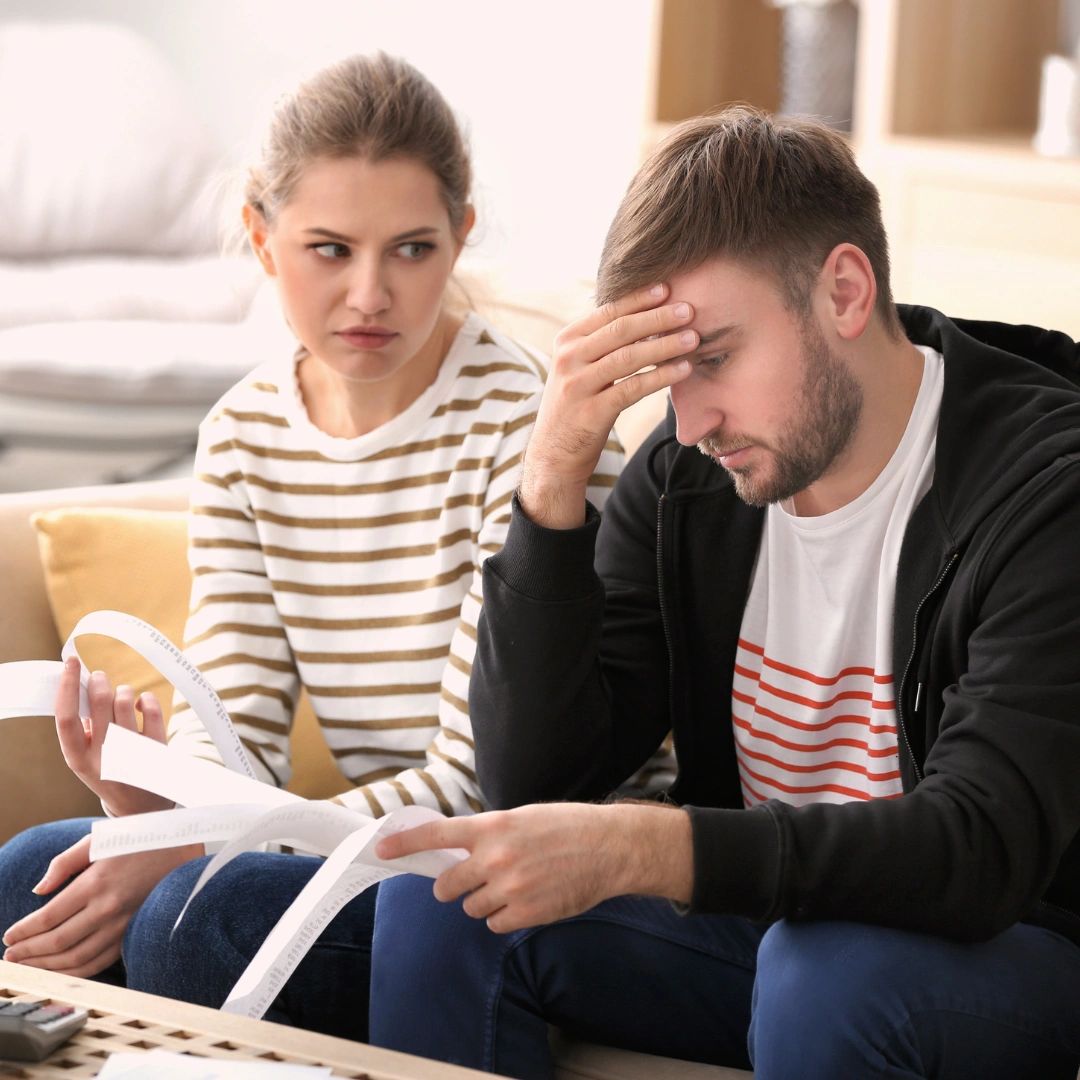 Guide to Avoiding Heartbreak: Spotting Red Flags Early