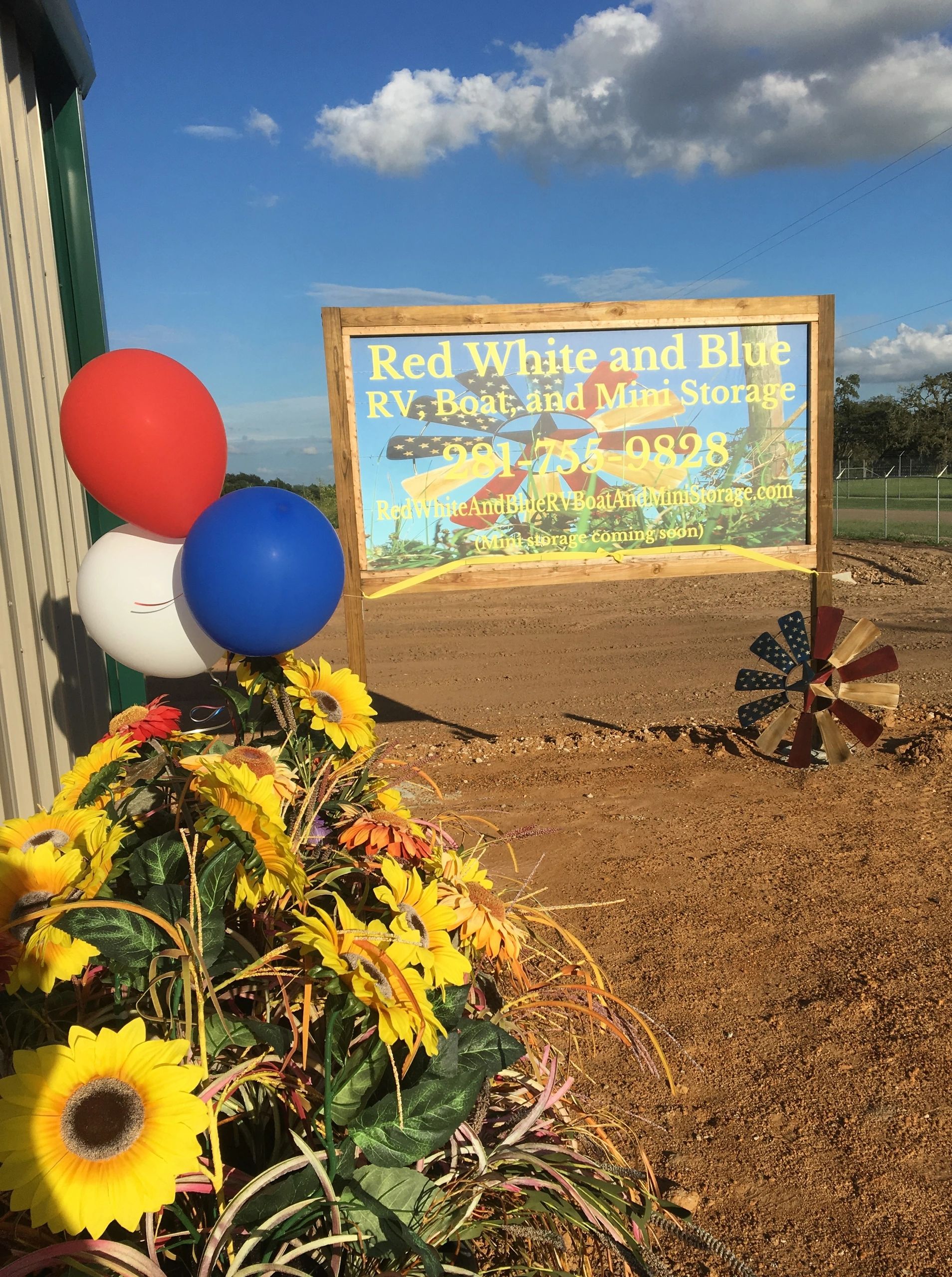 Red White and Blue RV, Boat, and Mini Storage - Home