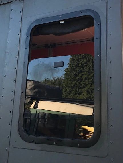 Pulse Ambulance Window