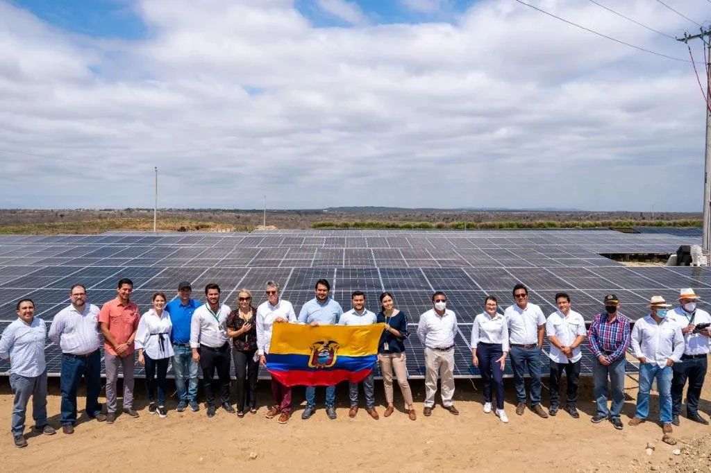 Energía Solar en Ecuador: Guía para Dimensionar tu Sistema