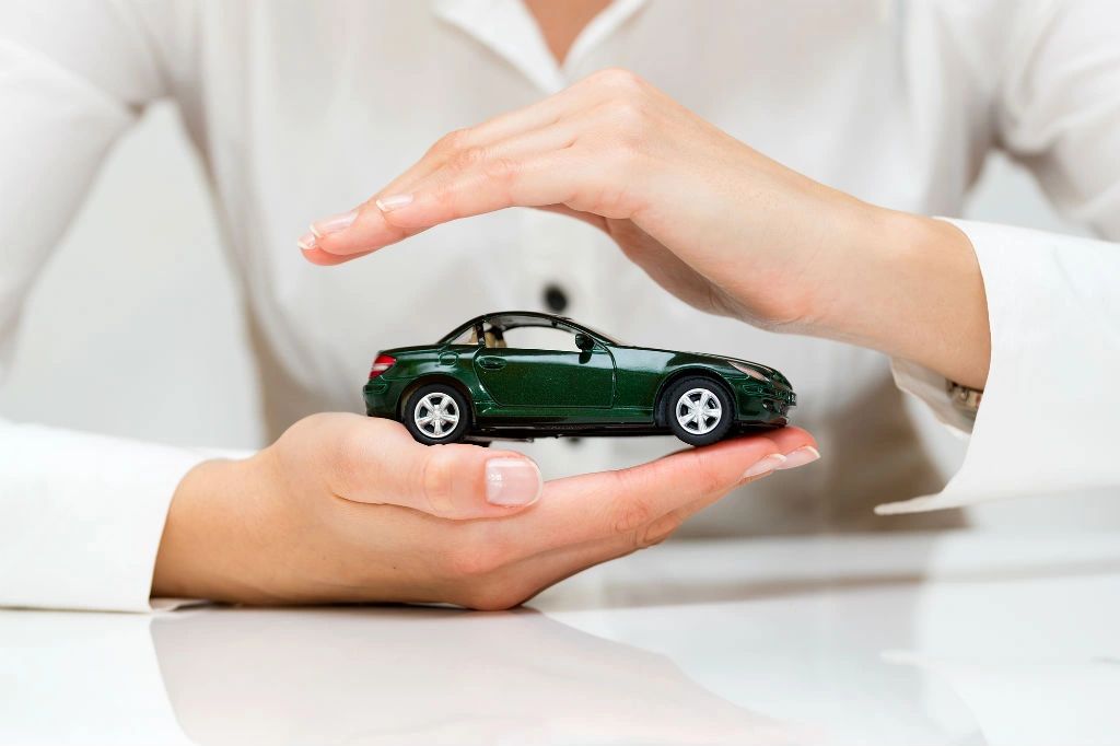 Seguros de Vehículos: Guía Completa para Elegir Mejor Cobertura