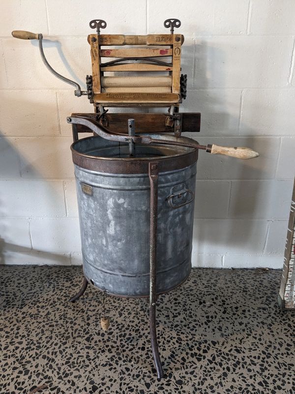 Kyneton Auctions - Auction House, Furniture Auction