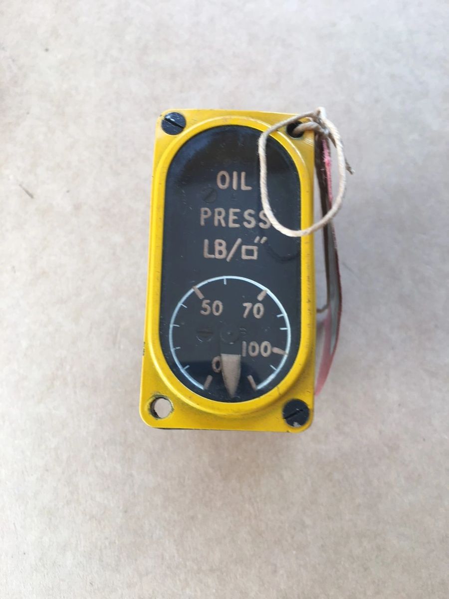 RAF Oil Pressure Gauge 6A/1810. Mint New Old Stock Desynn. Avro Lincoln